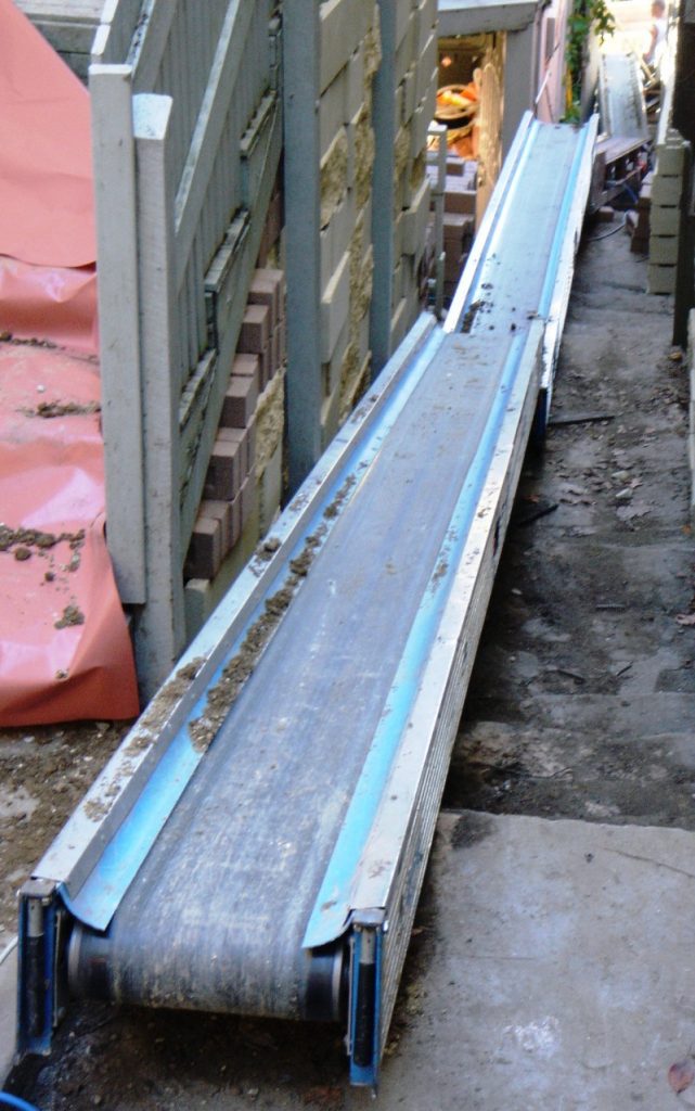 Lightweight Aluminium Trough Conveyors For Hire | Conveyor Hire Sydney