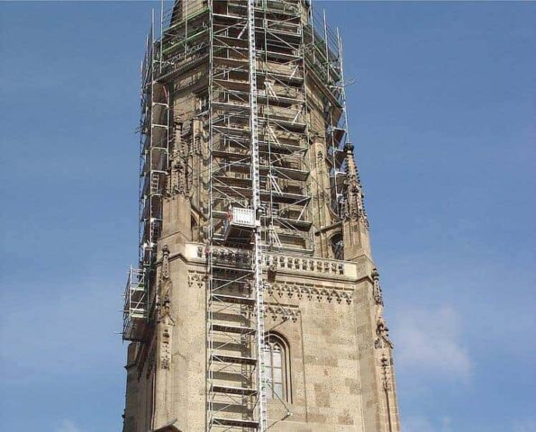 Geda Material Hoist Hire | 500kg Double Barrow | Scaffolding
