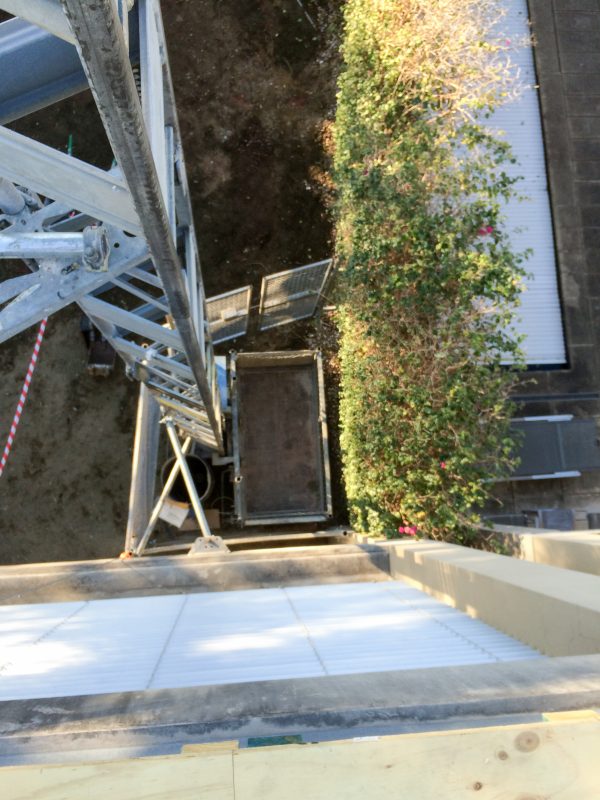 Geda 500kg Double Barrow Material Hoist For Hire Sydney | CHS